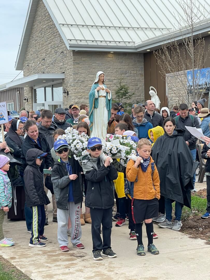 Over 5,300 Pilgrims Participate in 10th Annual Walk to Mary - Relevant ...